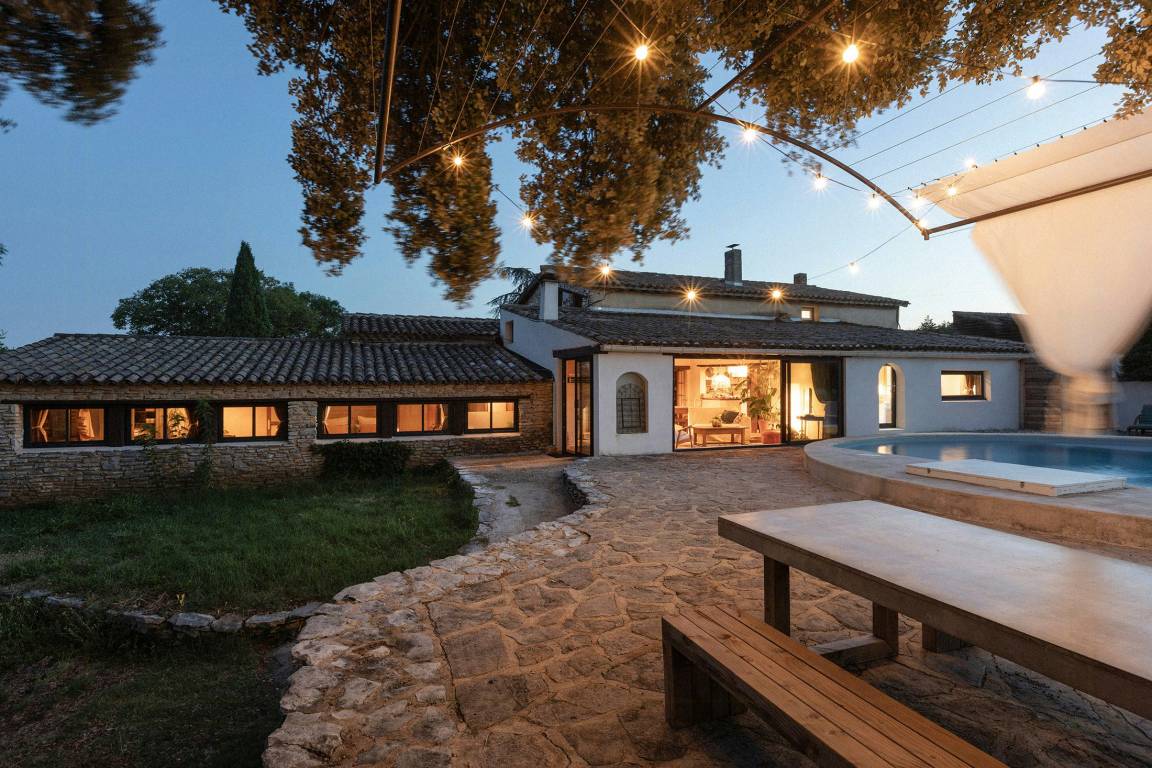 100 M² Maison De Vacances ∙ 3 Chambres ∙ 7 Personnes - Bourg-Saint-Andéol