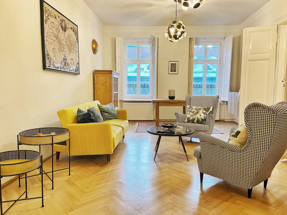 90 M² Apartamento ∙ 2 Quartos ∙ 2 Hóspedes - Budapeste