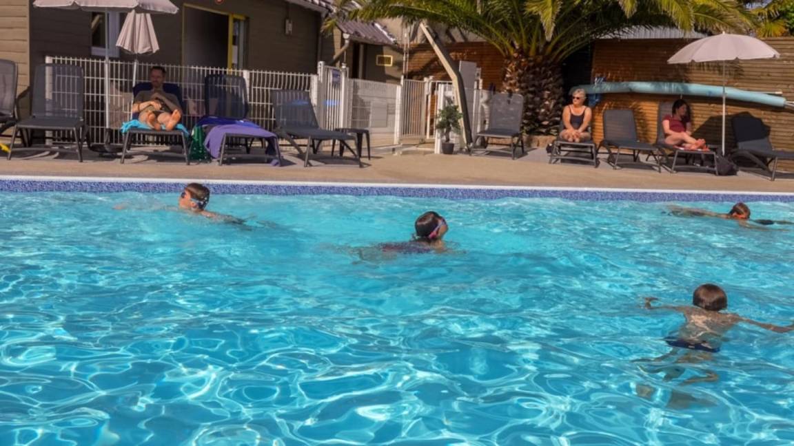 20 M² Camping ∙ 2 Chambres ∙ 4 Personnes - Louannec