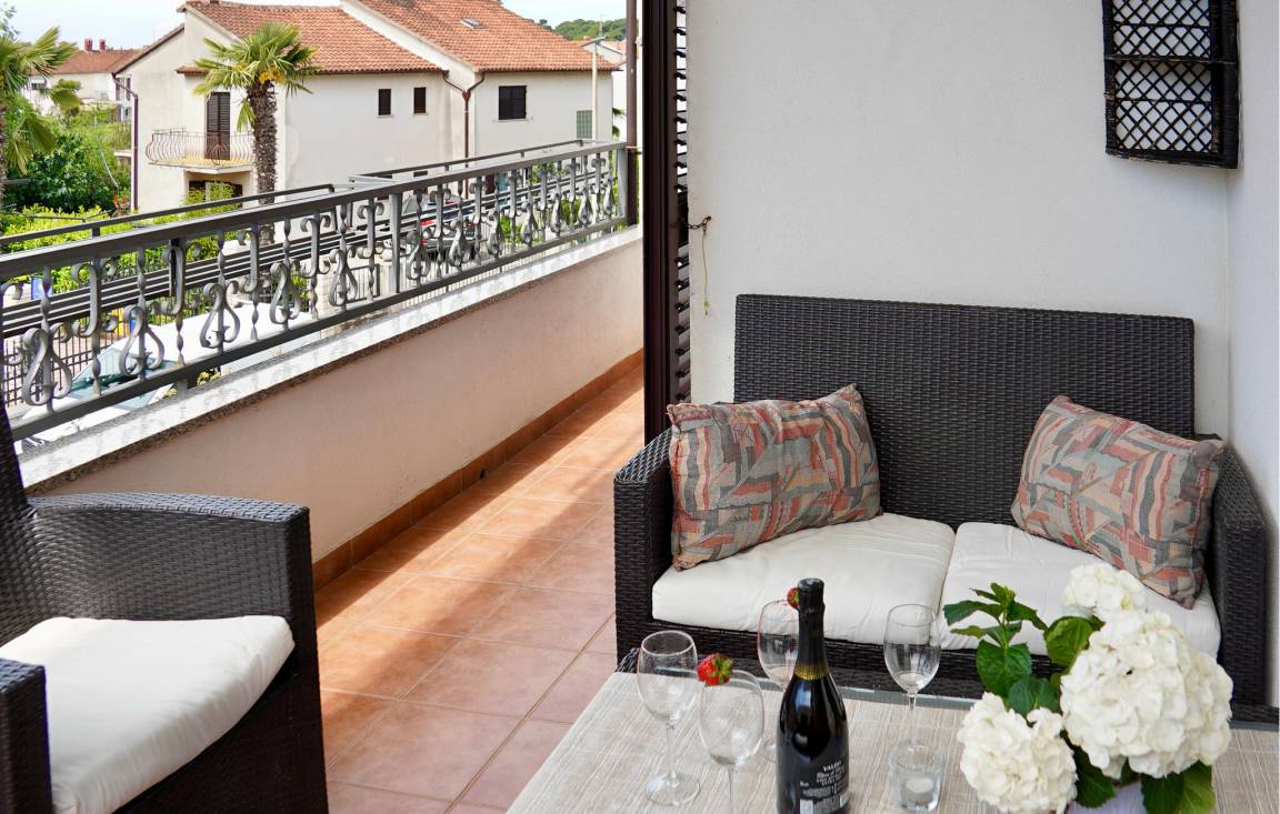 62 M² Apartment ∙ 2 Bedrooms ∙ 6 Guests - Rovinj