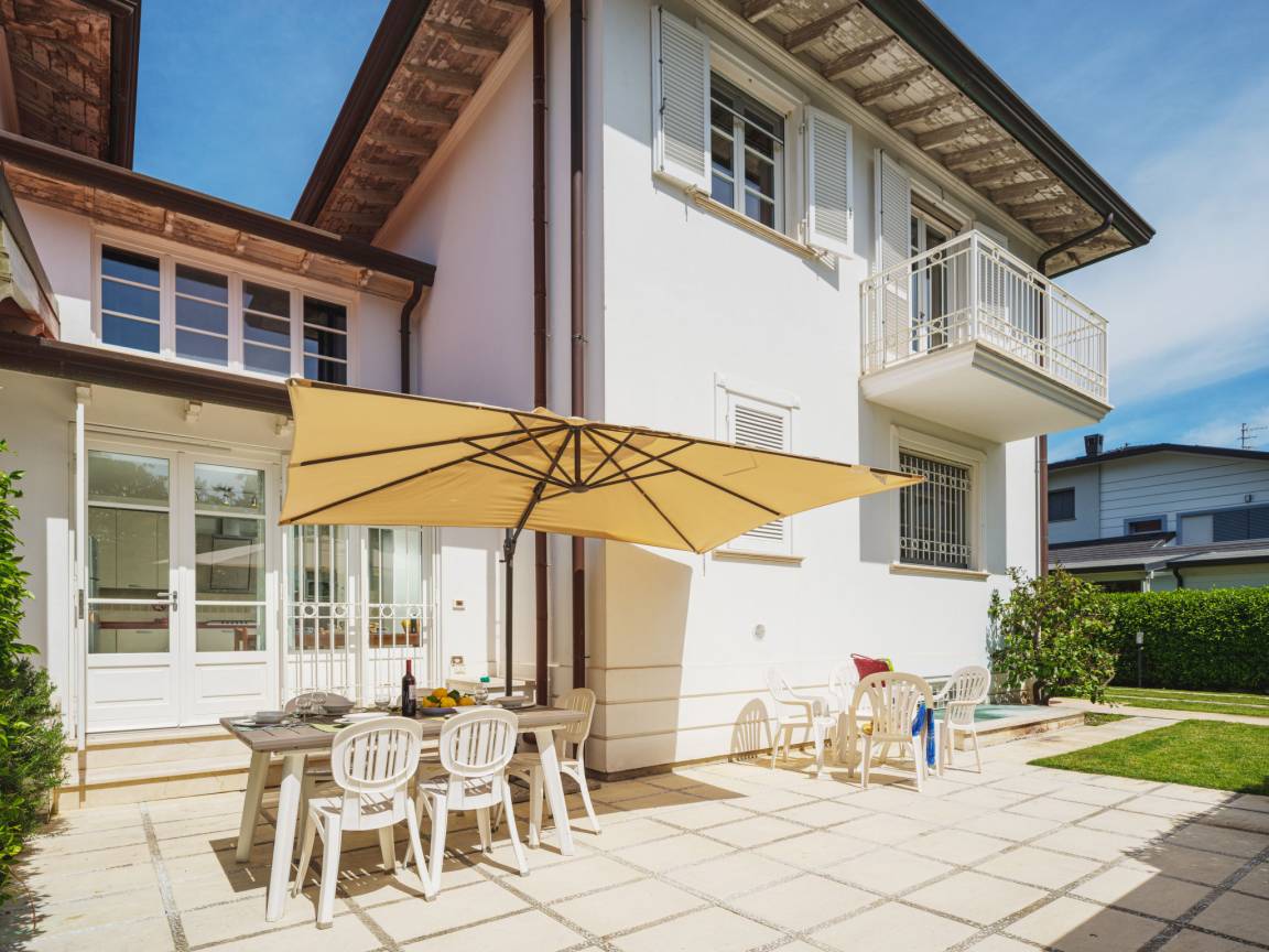 150 M² Ferienhaus ∙ 3 Schlafzimmer ∙ 5 Gäste - Forte dei Marmi