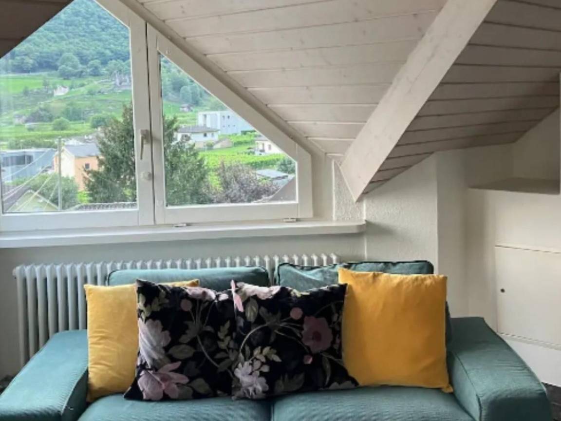 120 M² Apartamento ∙ 4 Quartos ∙ 5 Hóspedes - Semione