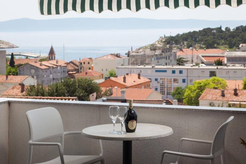 75 M² Apartment ∙ 2 Bedrooms ∙ 5 Guests - Makarska