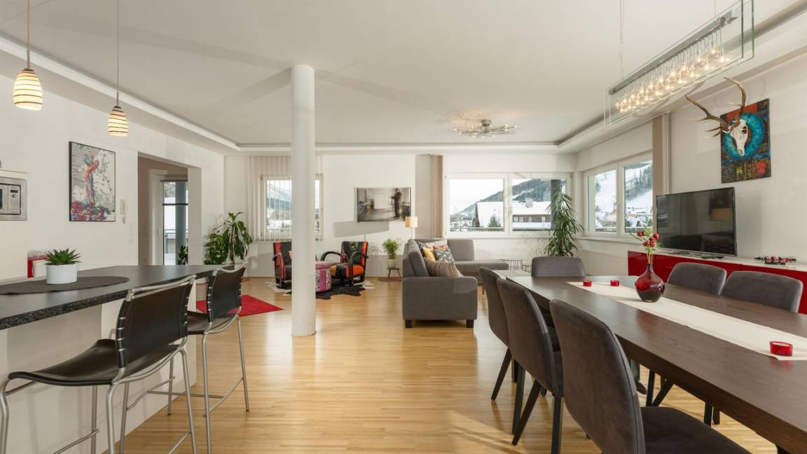 200 M² Apartamento ∙ 3 Habitaciones ∙ 8 Huéspedes - Schladming