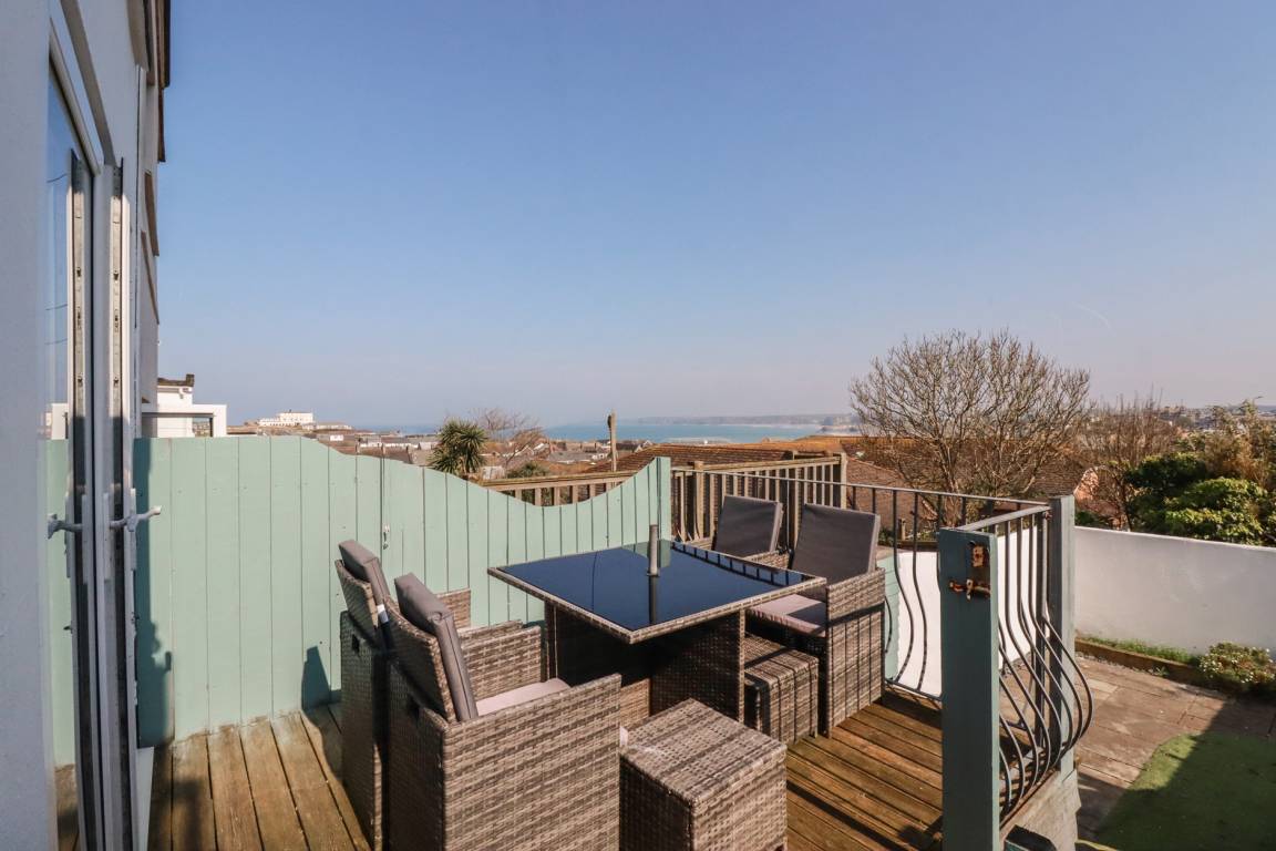 Cottage ∙ 3 Bedrooms ∙ 6 Guests - Fistral Beach
