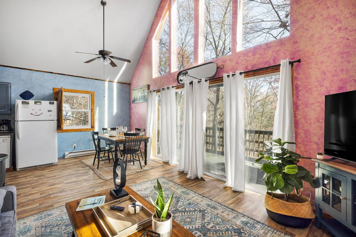 71 M² Chalet ∙ 2 Bedrooms ∙ 4 Guests - Virginia