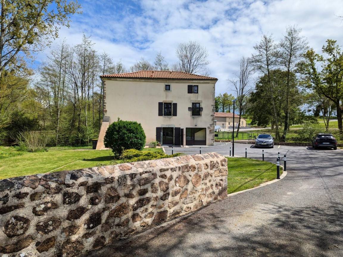 62 M² Cottage ∙ 2 Chambres ∙ 6 Personnes - Charente