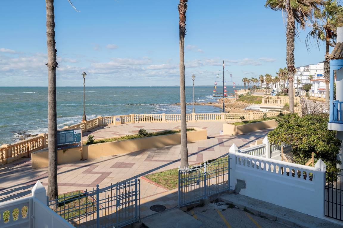 82 M² Chalet ∙ 3 Habitaciones ∙ 6 Huéspedes - Sanlúcar de Barrameda