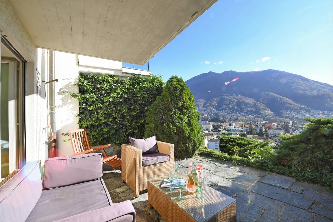 132 M² House ∙ 2 Bedrooms ∙ 4 Guests - Canobbio