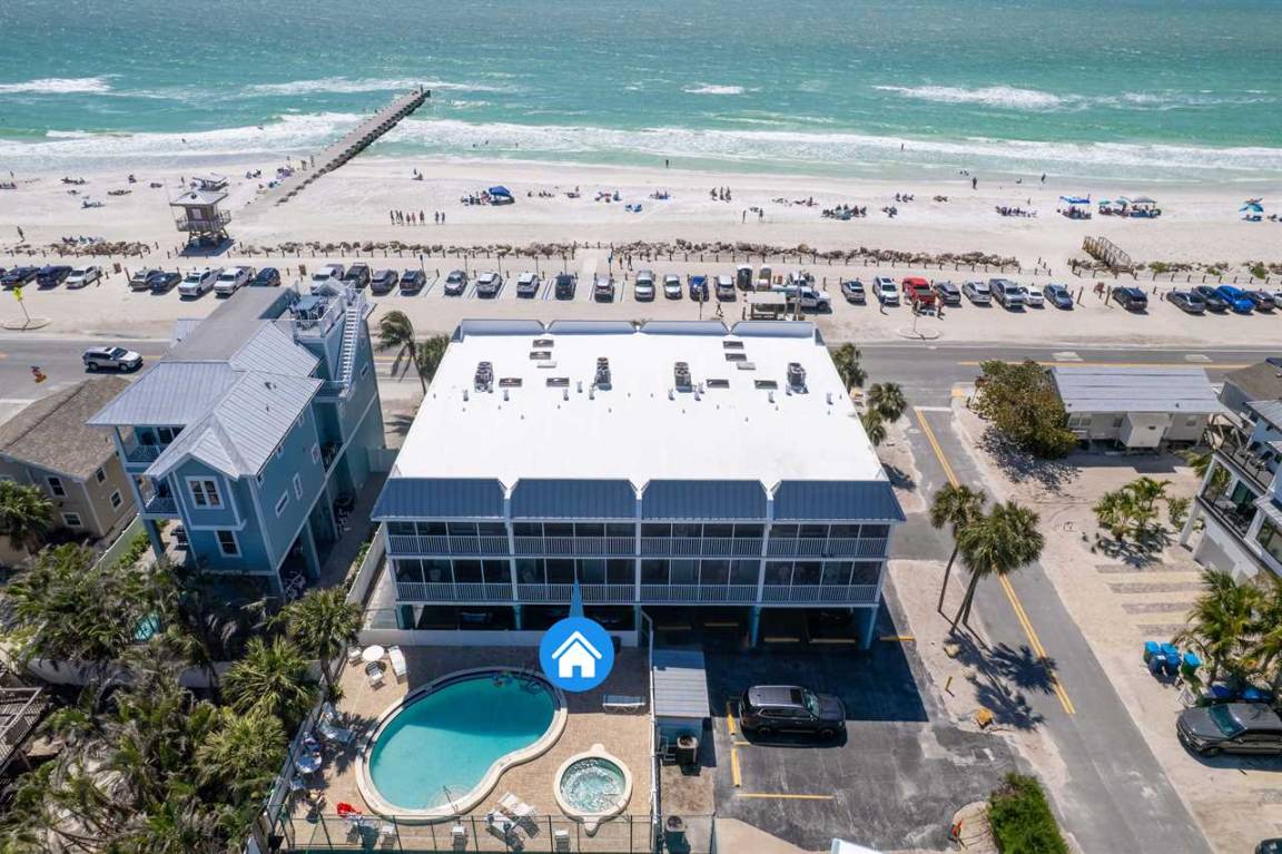 94 M² Condo ∙ 2 Bedrooms ∙ 6 Guests - Bradenton Beach, FL