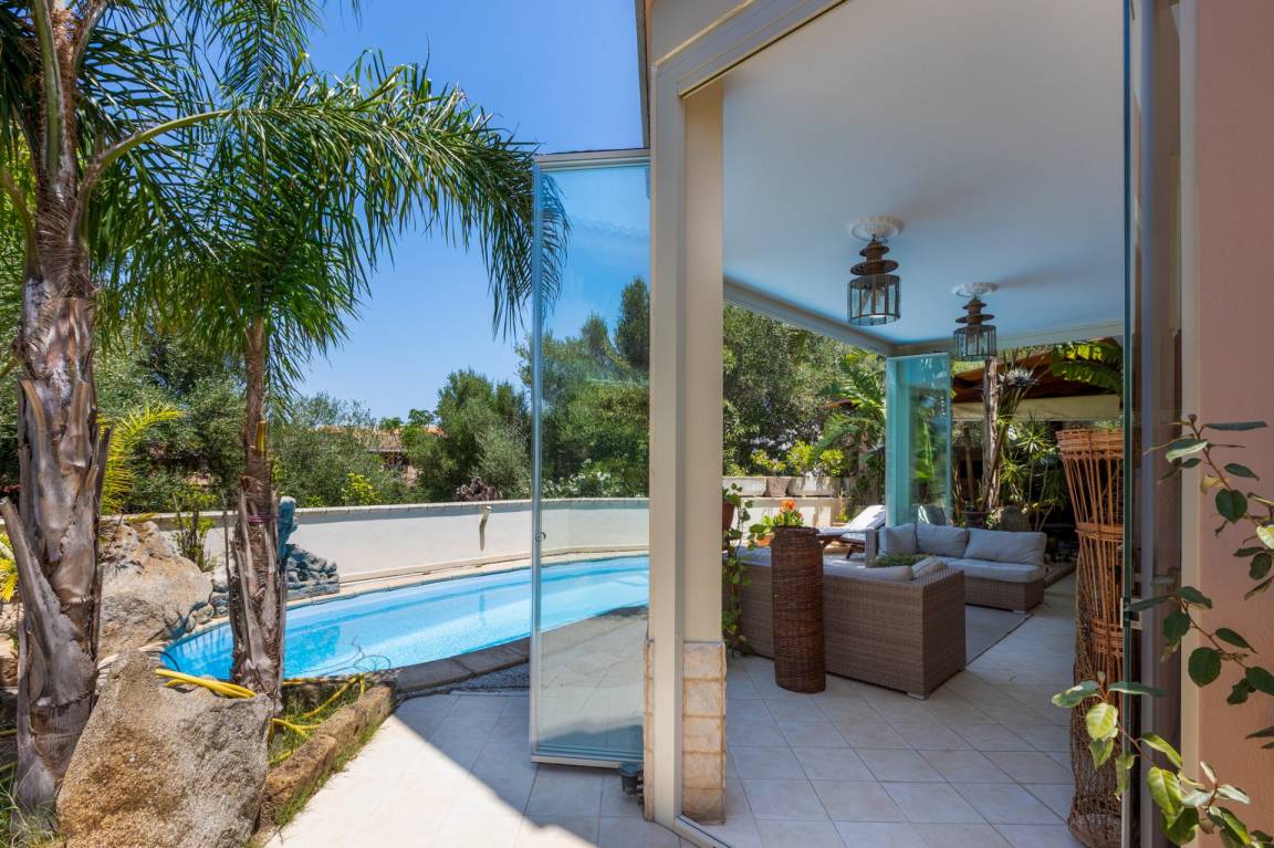 95 M² Villa ∙ 3 Schlafzimmer ∙ 6 Gäste - Villasimius