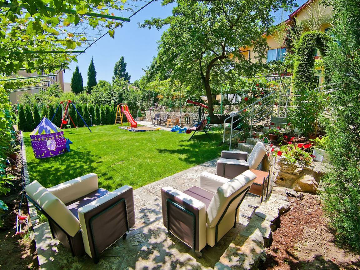 80 M² Ferienhaus ∙ 2 Schlafzimmer ∙ 5 Gäste - Bulgarien