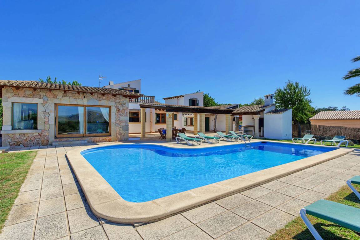 312 M² Villa ∙ 5 Habitaciones ∙ 10 Huéspedes - Alcudia