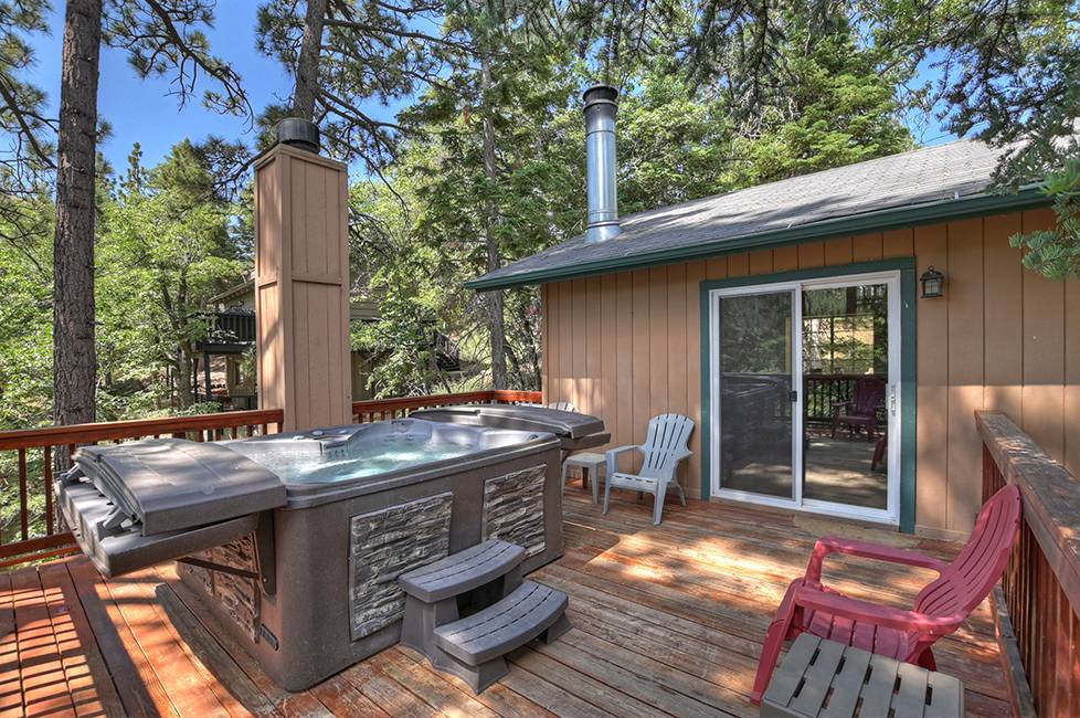 143 M² House ∙ 3 Bedrooms ∙ 8 Guests - Big Bear, CA