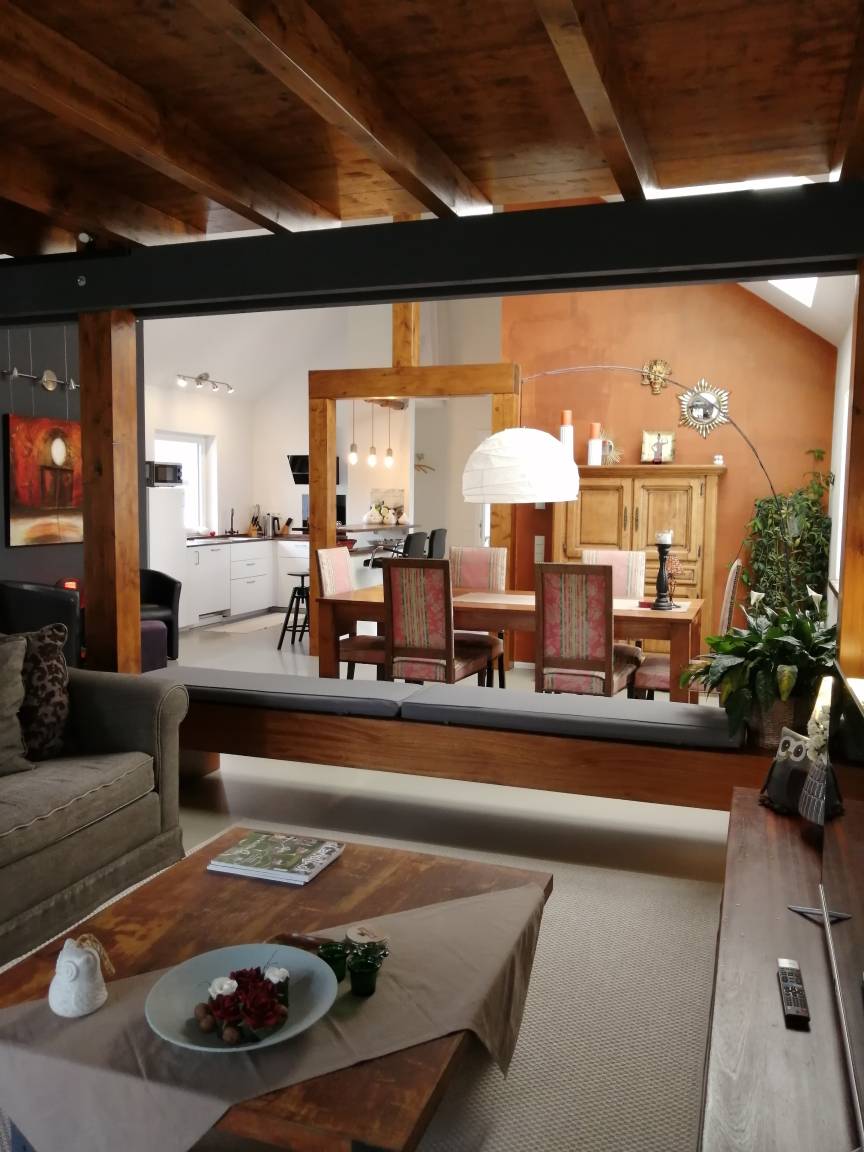 120 M² Ferienwohnung ∙ 3 Schlafzimmer ∙ 6 Gäste - Hillesheim