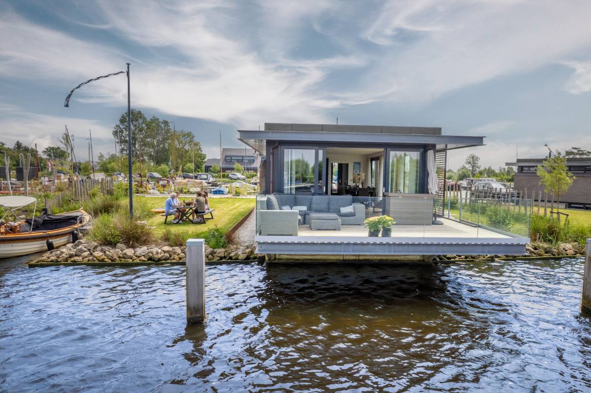 140 M² Bungalow ∙ 3 Schlafzimmer ∙ 8 Gäste - Leeuwarden