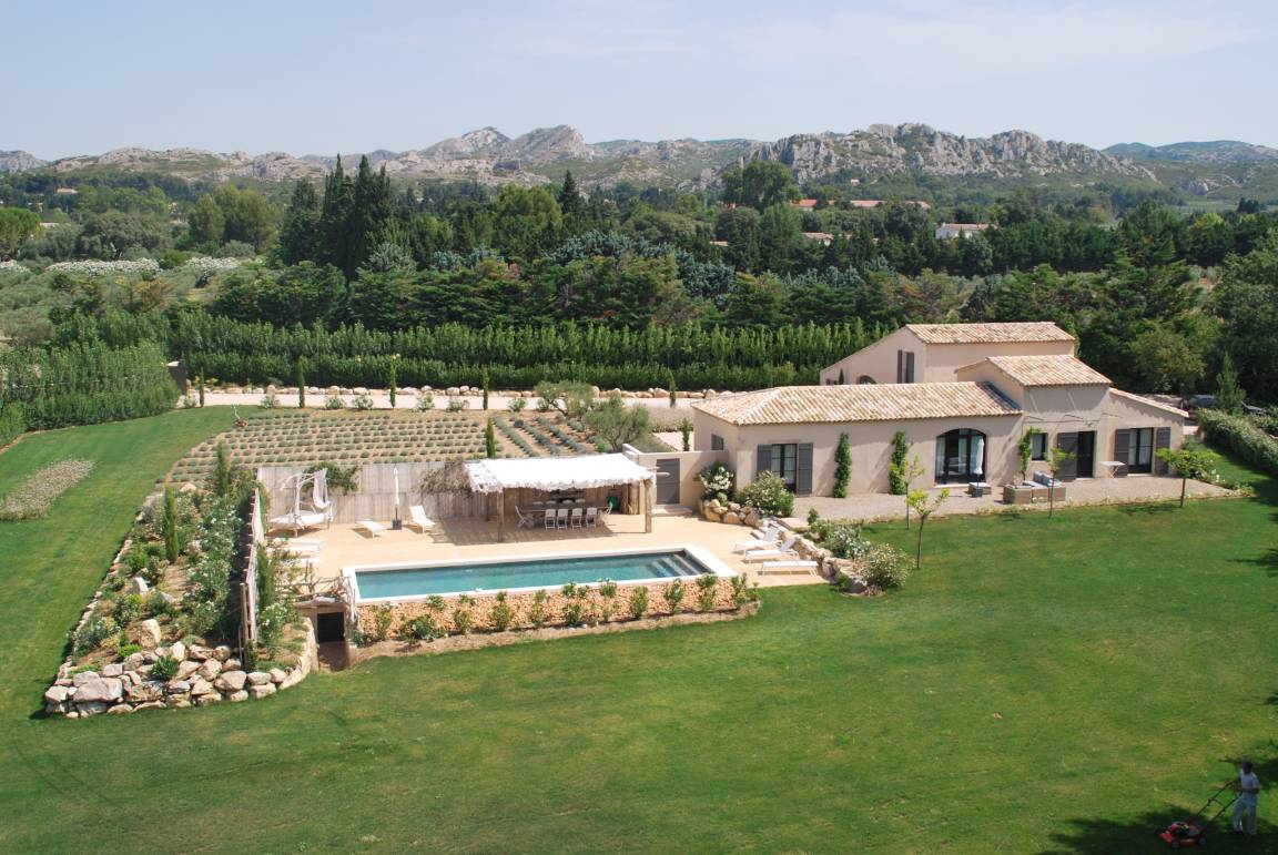 300 M² Villa ∙ 5 Chambres ∙ 10 Personnes - Saint-Martin-de-Crau