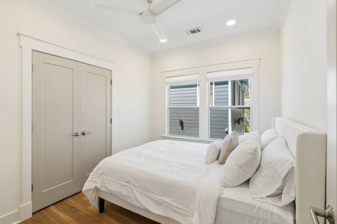 199 M² Ferienhaus ∙ 4 Schlafzimmer ∙ 8 Gäste - Atlanta, GA