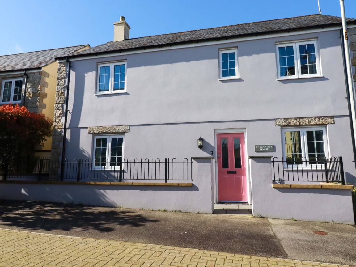 Cottage ∙ 4 Bedrooms ∙ 8 Guests - St Austell