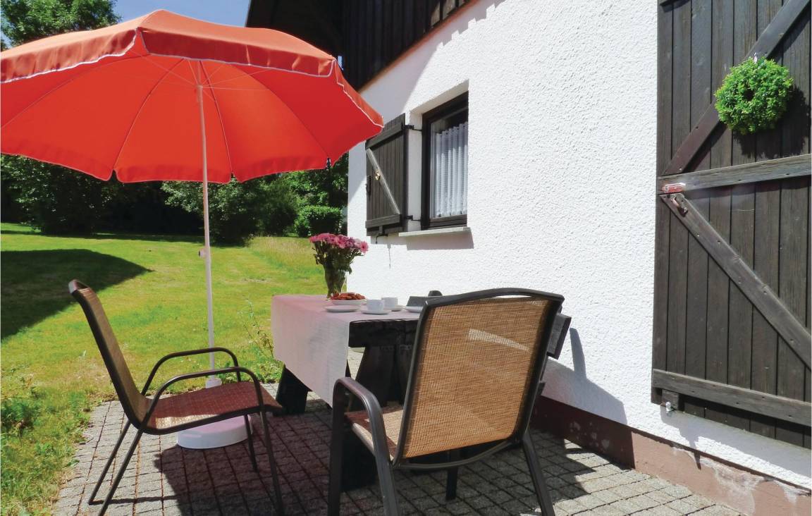 75 M² Ferienhaus ∙ 2 Schlafzimmer ∙ 4 Gäste - Kell am See