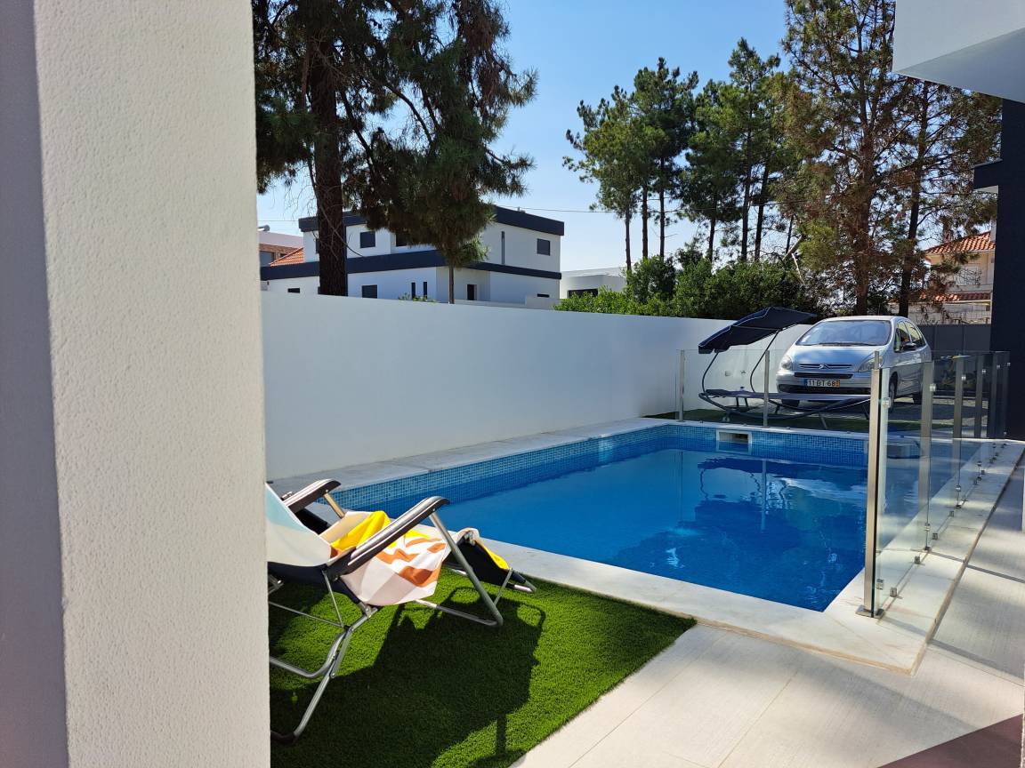 202 M² Villa ∙ 5 Schlafzimmer ∙ 10 Gäste - Costa da Caparica