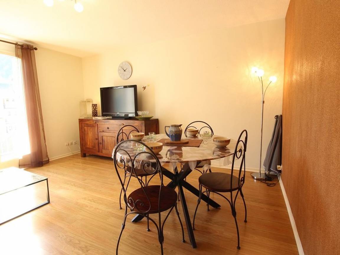 43 M² Apartamento ∙ 1 Habitación ∙ 4 Huéspedes - Les