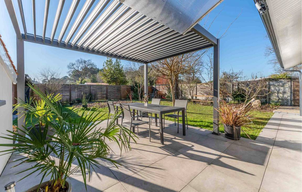 110 M² Maison De Vacances ∙ 2 Chambres ∙ 4 Personnes - Pessac