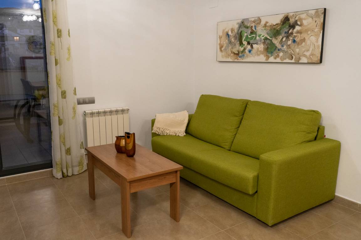 80 M² Apartamento ∙ 2 Habitaciones ∙ 6 Huéspedes - Valderrobres