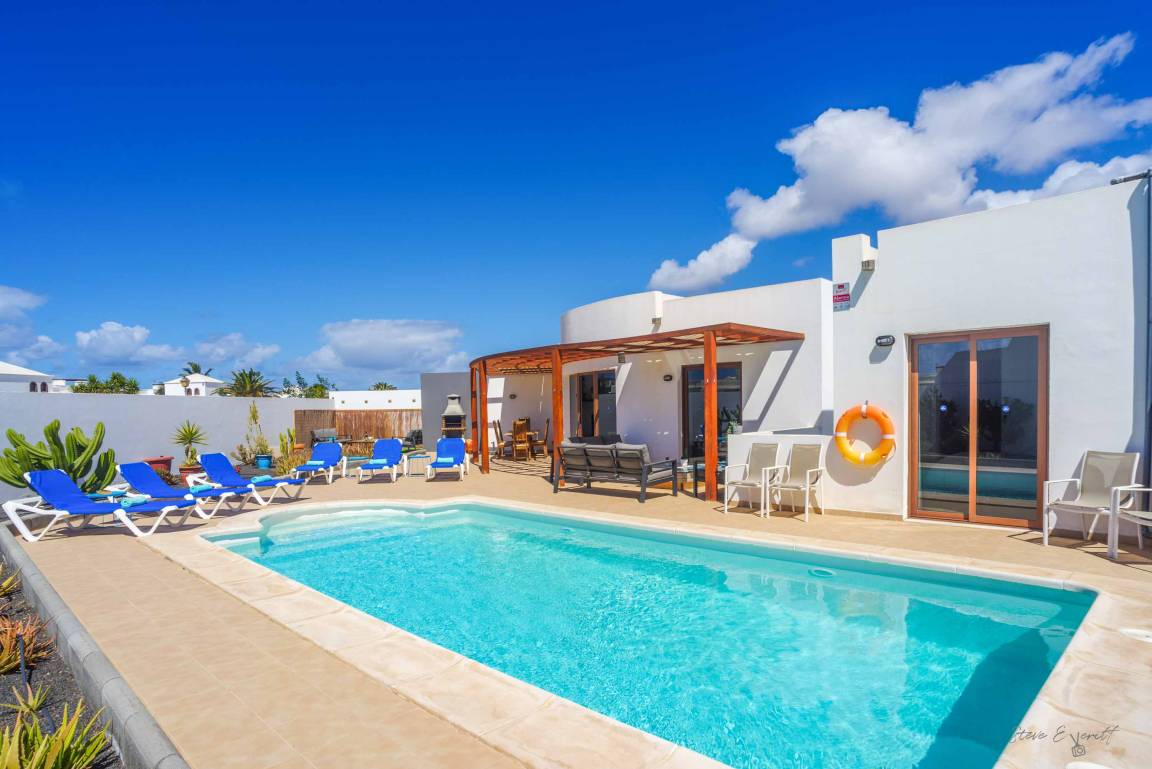 Villa ∙ 5 Habitaciones ∙ 10 Huéspedes - Playa Blanca