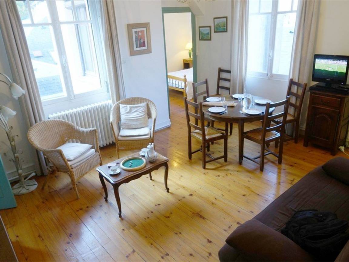 59 M² Apartamento ∙ 2 Habitaciones ∙ 7 Huéspedes - Bossòst
