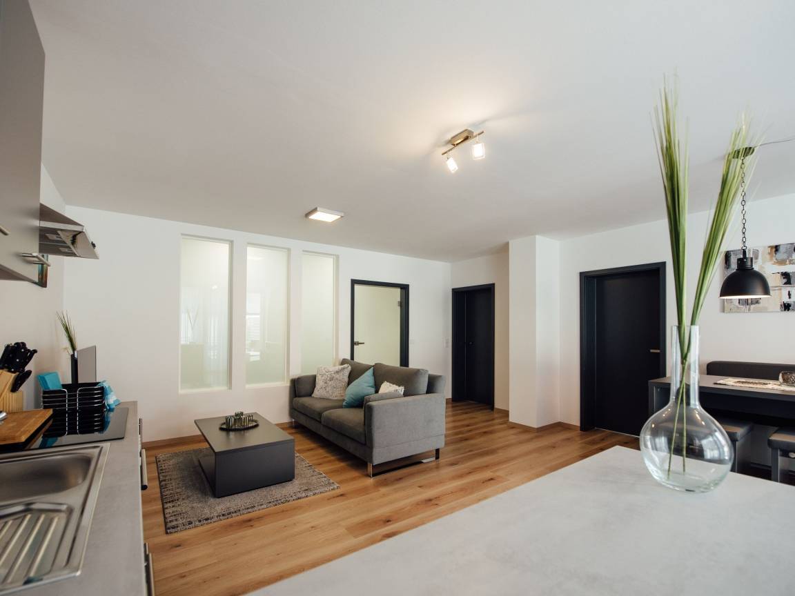 68 M² Appartement ∙ 2 Slaapkamers ∙ 4 Gasten - Iphofen