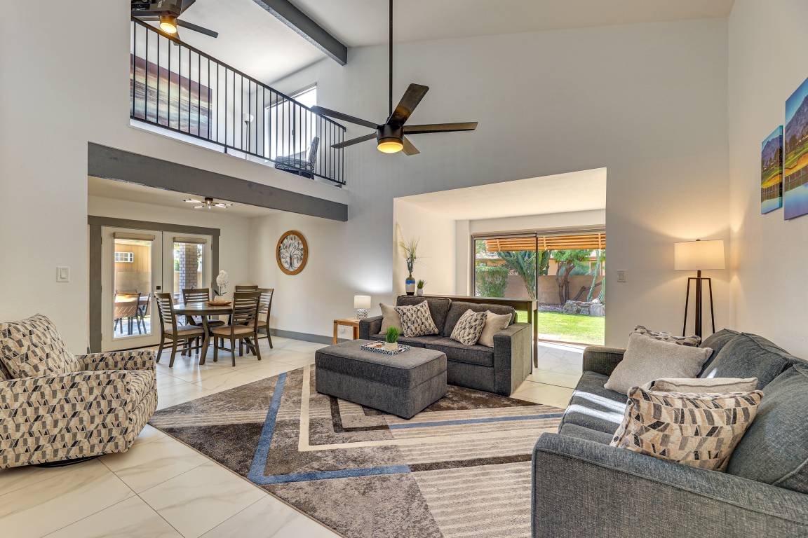 199 M² House ∙ 3 Bedrooms ∙ 6 Guests - Sun Lakes, AZ
