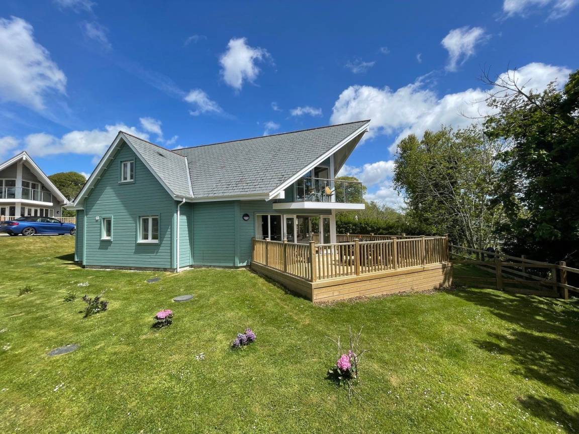 Cottage ∙ 4 Bedrooms ∙ 7 Guests - St Austell