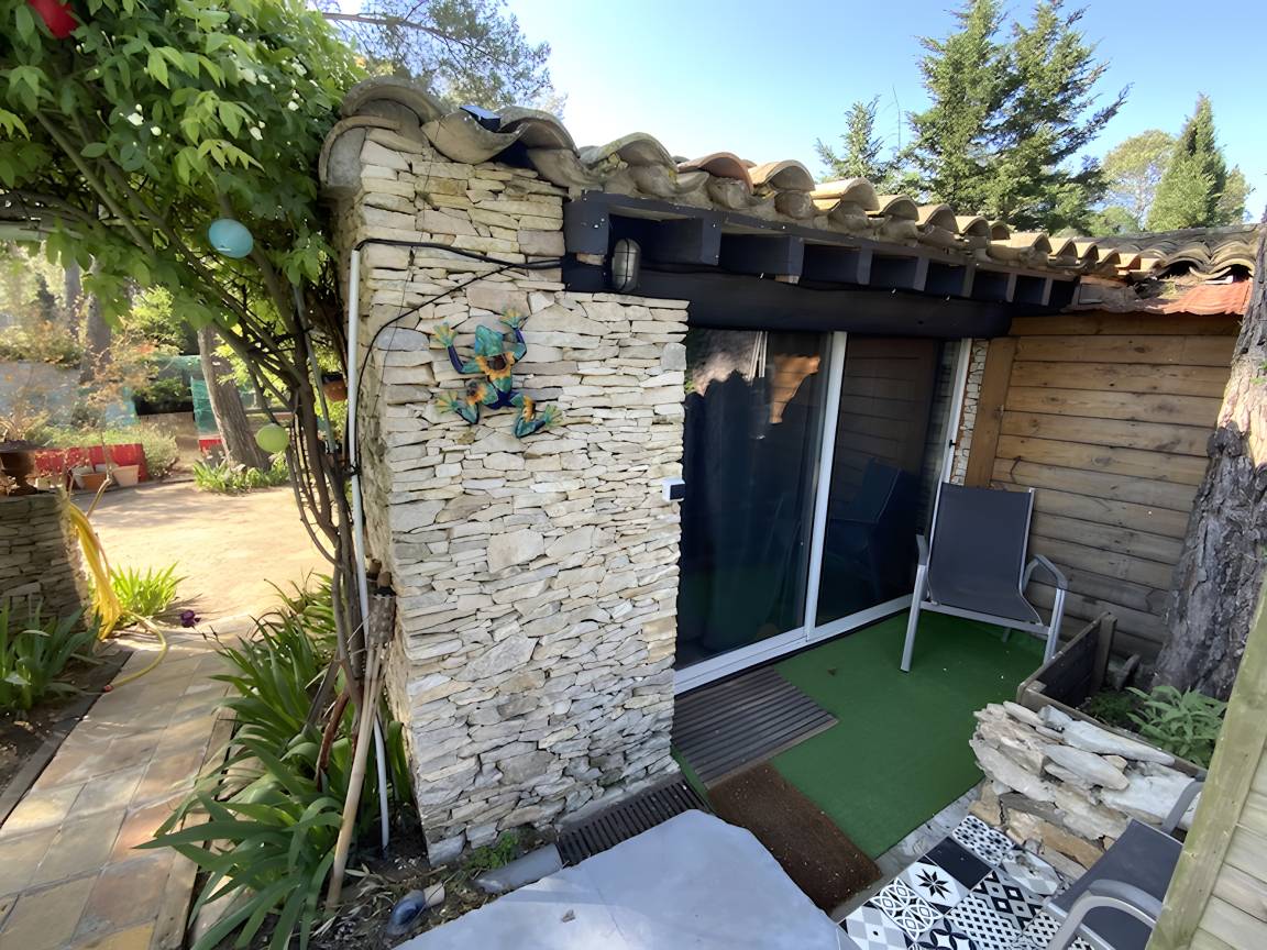 20 M² Bed And Breakfast ∙ 1 Bedroom ∙ 2 Guests - Nîmes