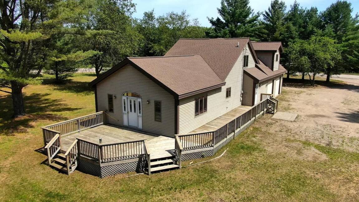 217 M² Casa ∙ 4 Habitaciones ∙ 8 Huéspedes - Gaylord, MI