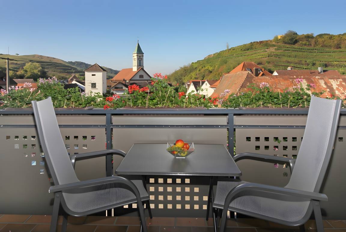 39 M² Ferienwohnung ∙ 1 Schlafzimmer ∙ 4 Gäste - Endingen am Kaiserstuhl