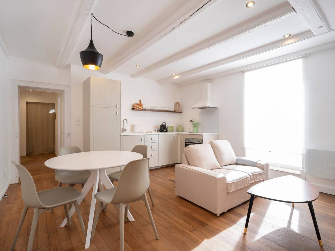 47 M² Apartamento ∙ 1 Habitación ∙ 2 Huéspedes - Nancy