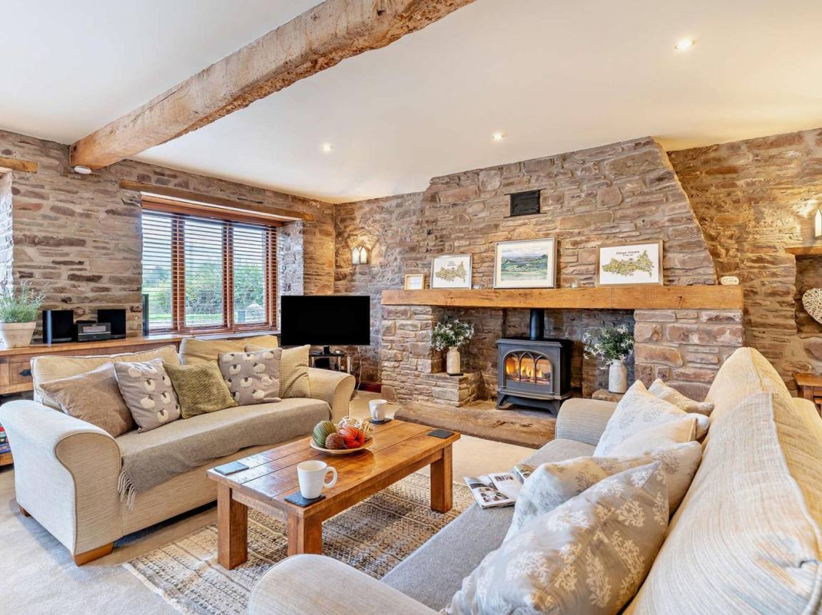 Cottage ∙ 3 Bedrooms ∙ 6 Guests - Brecon