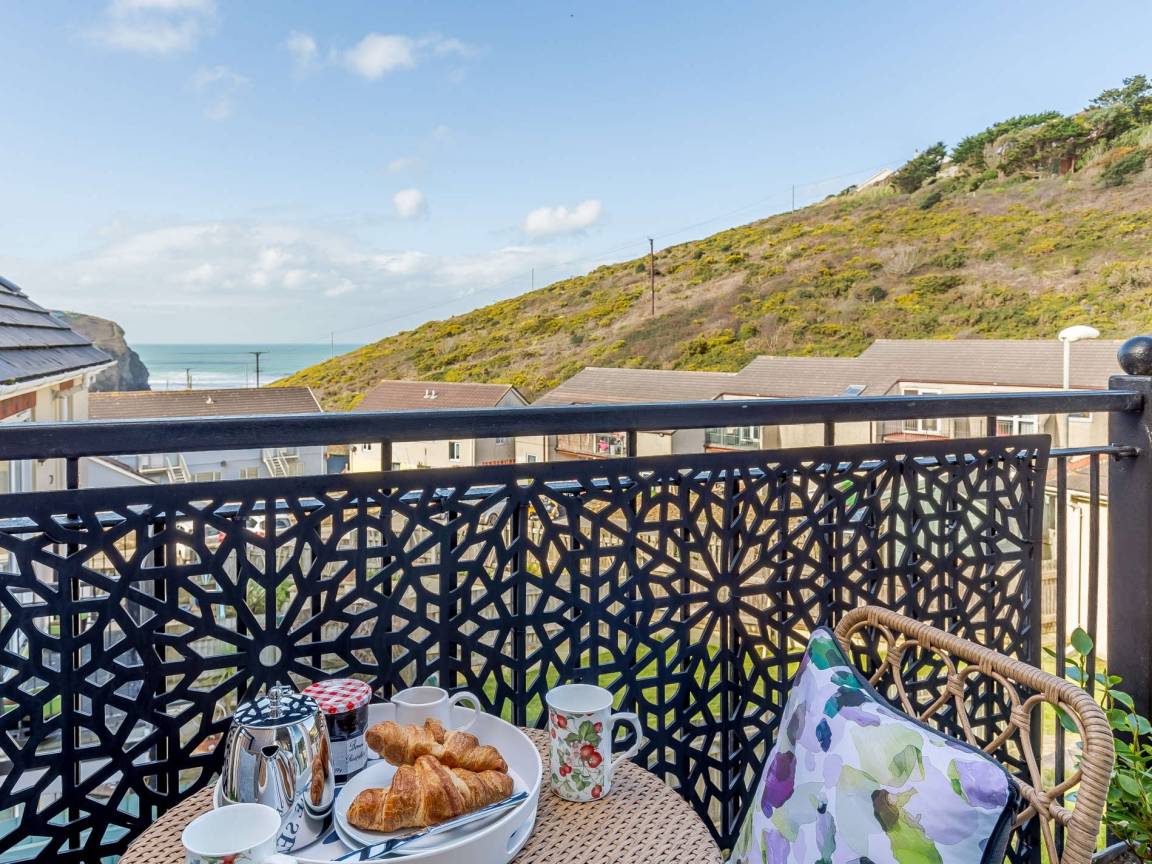Cottage ∙ 2 Bedrooms ∙ 4 Guests - Camborne