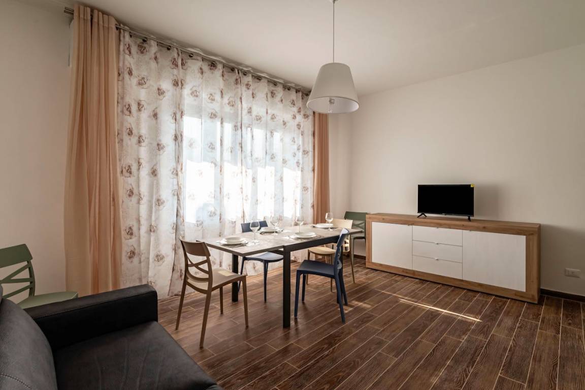 100 M² Apartamento ∙ 2 Habitaciones ∙ 6 Huéspedes - Véneto