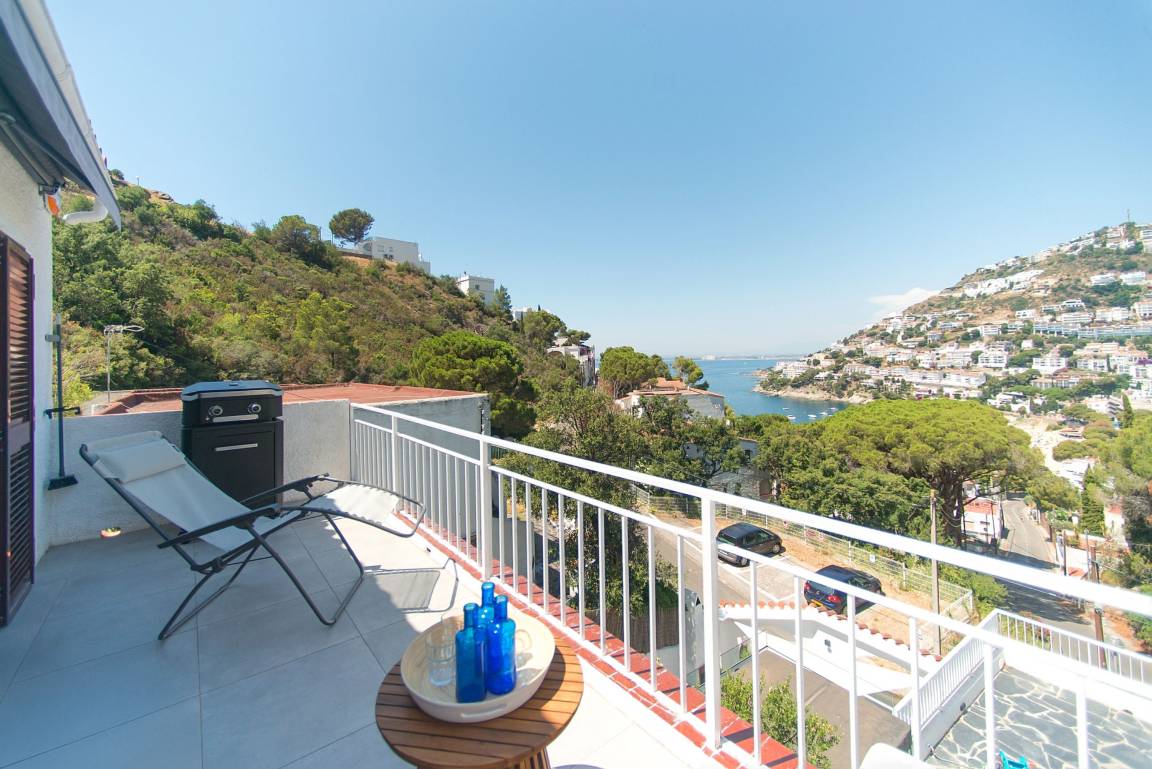 85 M² Appartement ∙ 3 Chambres ∙ 6 Personnes - Palau-saverdera