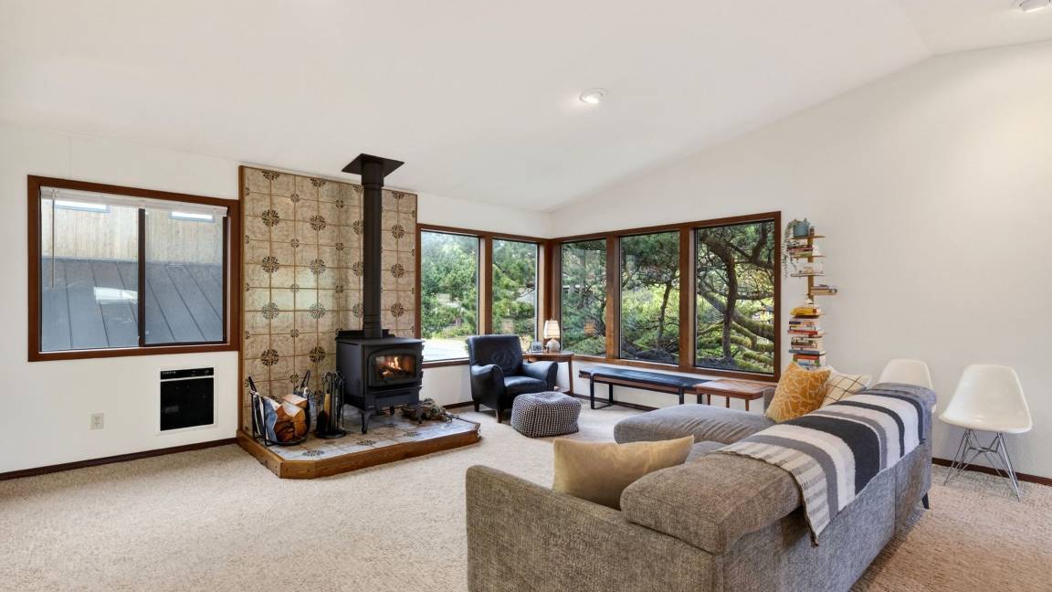 162 M² House ∙ 3 Bedrooms ∙ 8 Guests - Rockaway Beach, OR