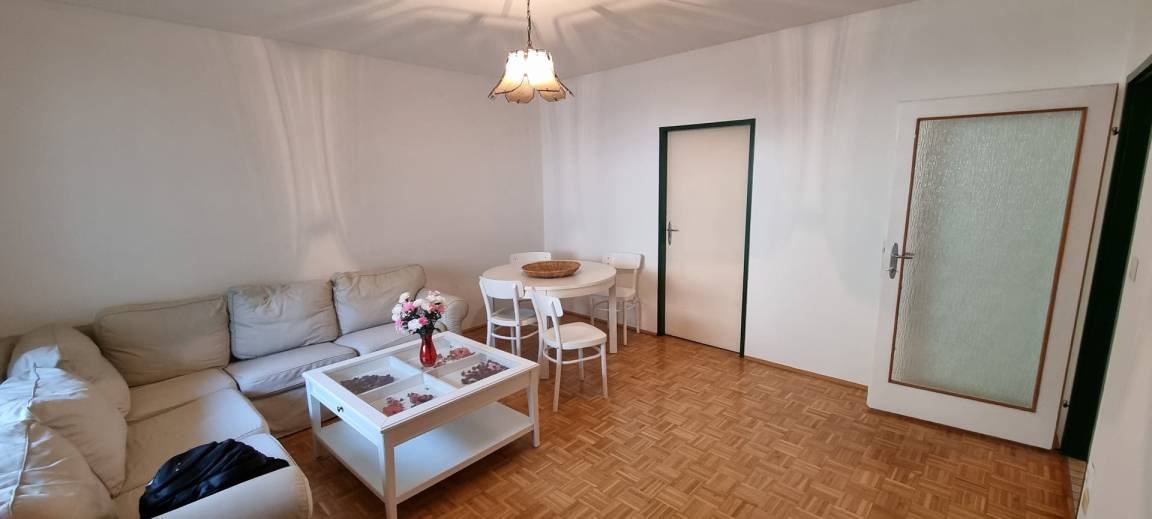 80 M² Appartement ∙ 2 Chambres ∙ 3 Personnes - Aéroport de Vienne-Schwechat