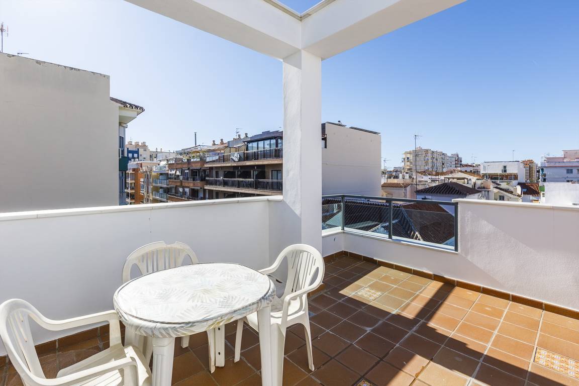 60 M² Apartment ∙ 2 Bedrooms ∙ 6 Guests - Torre del Mar