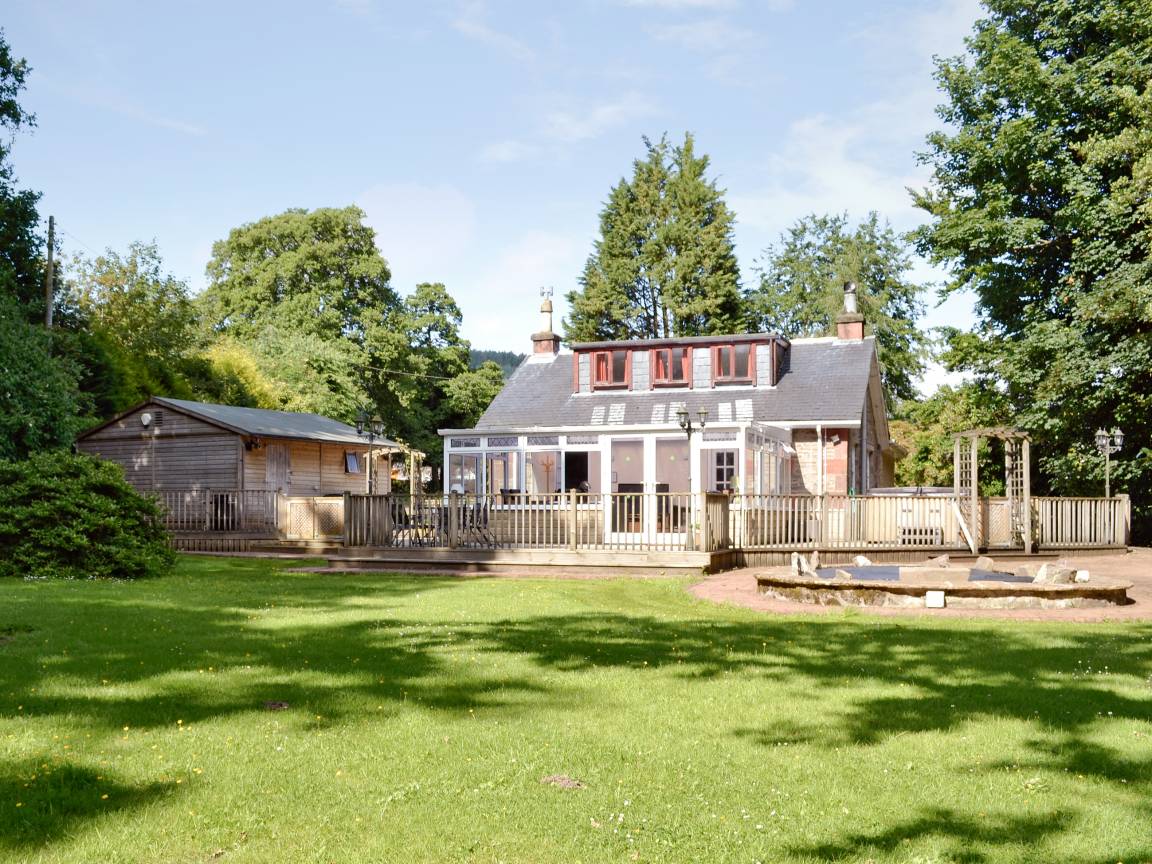 Cottage ∙ 3 Bedrooms ∙ 7 Guests - Loch Lomond