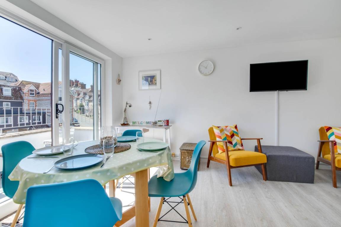 Apartment ∙ 2 Bedrooms ∙ 3 Guests - Swanage