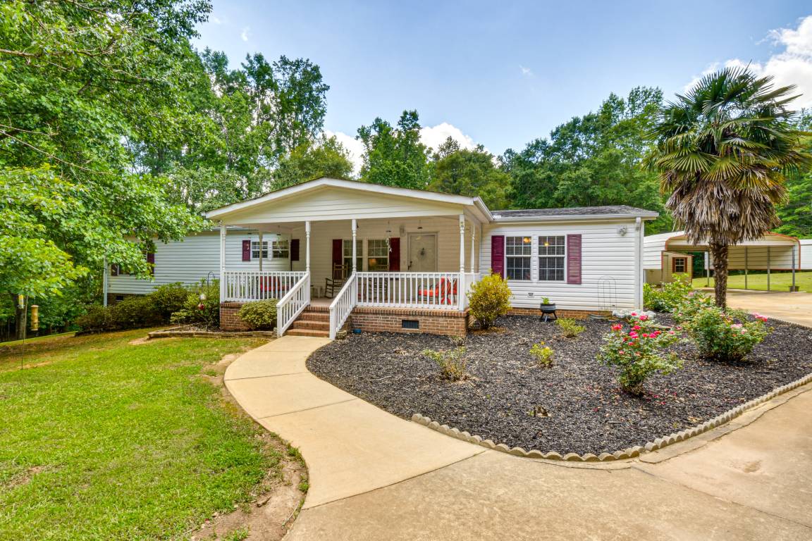 166 M² House ∙ 3 Bedrooms ∙ 5 Guests - Piedmont, SC