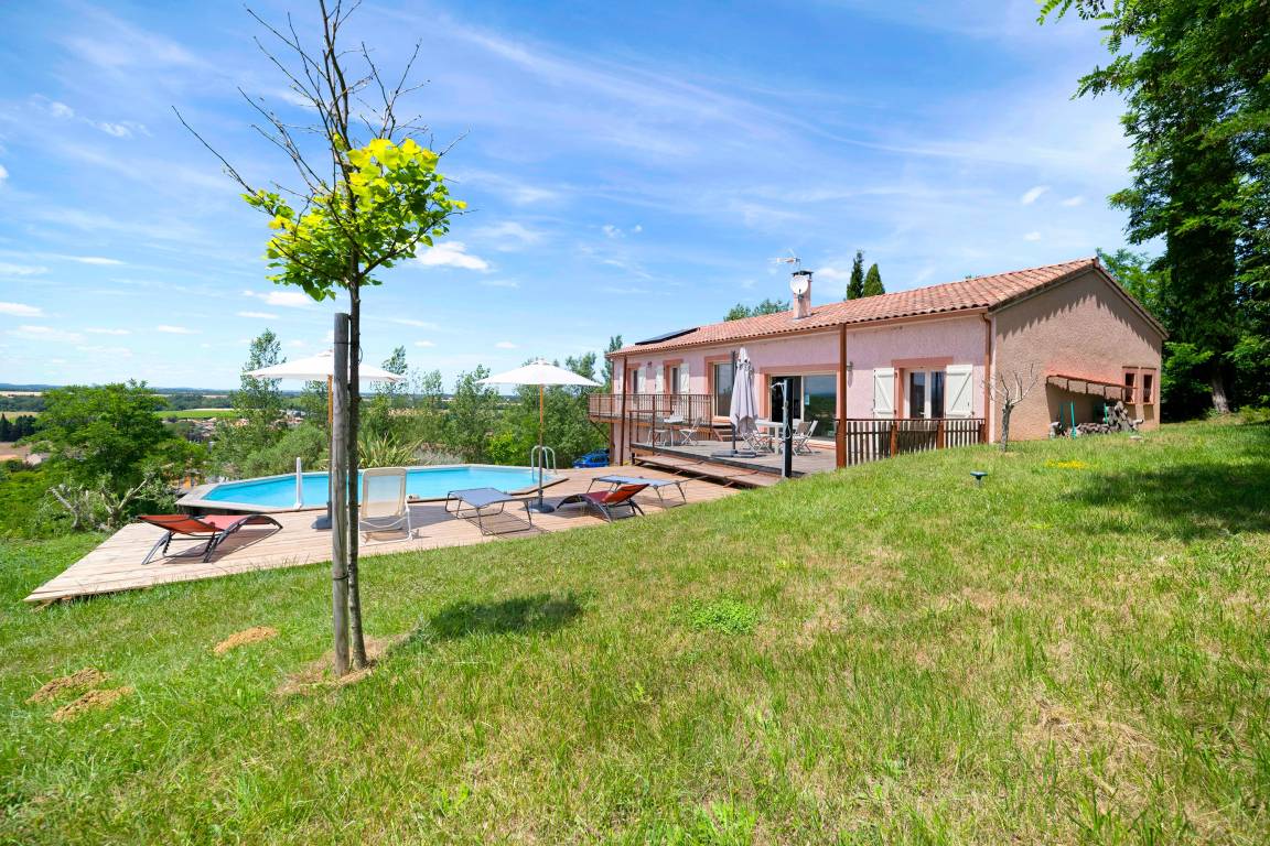 130 M² Maison De Vacances ∙ 5 Chambres ∙ 10 Personnes - Pamiers