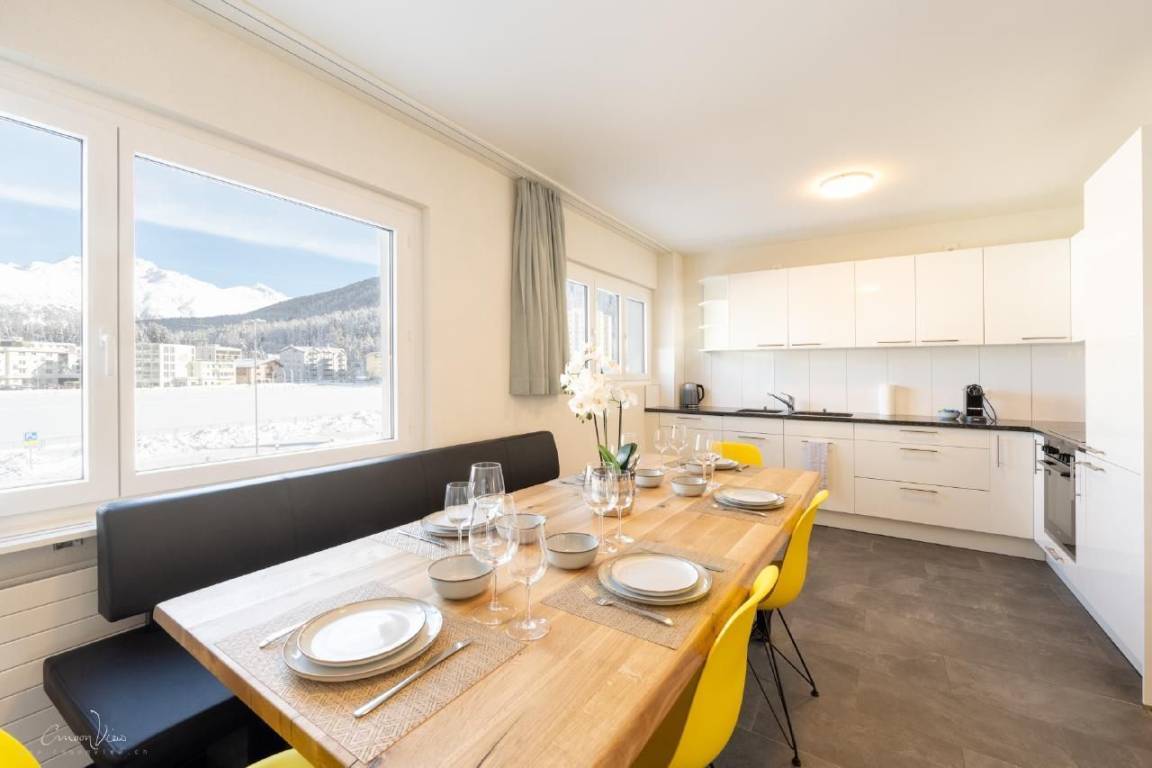 97 M² Ferienwohnung ∙ 3 Schlafzimmer ∙ 6 Gäste - Samaden