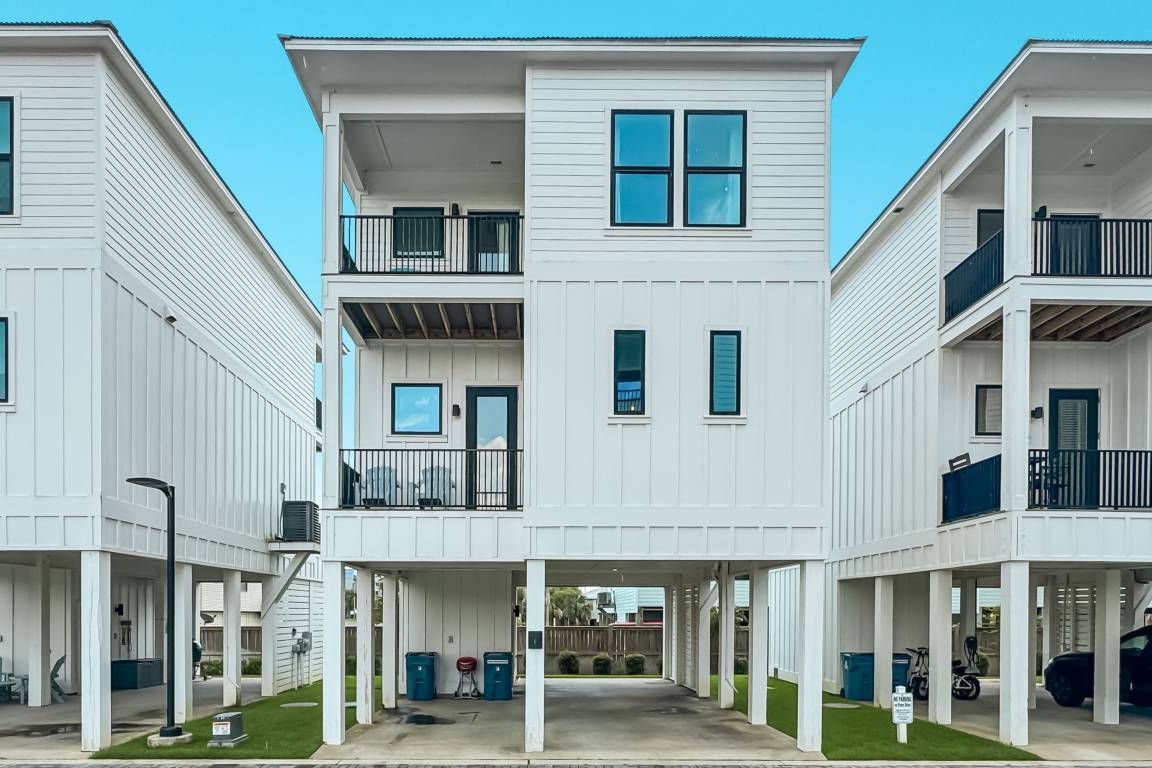 133 M² House ∙ 2 Bedrooms ∙ 8 Guests - Adventure Island, Orange Beach